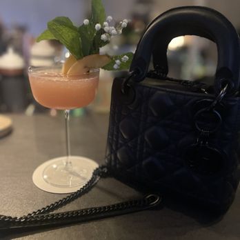 MELROSE - Updated December 2025 - 257 Photos & 219 Reviews - 2517 Ralph ...