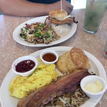 SWEET LAKE BISCUITS & LIMEADE - Updated January 2025 - 2878 Photos ...