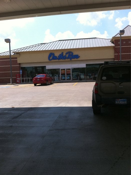 TIMEWISE EXXON - Updated October 2025 - 6060 S Hwy 6, Missouri City ...