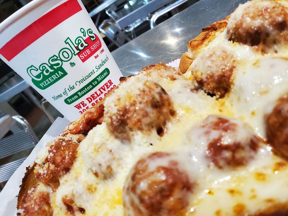 CASOLA’S PIZZERIA & SUB SHOP - 616 Photos & 846 Reviews - 2437 SW 17th ...