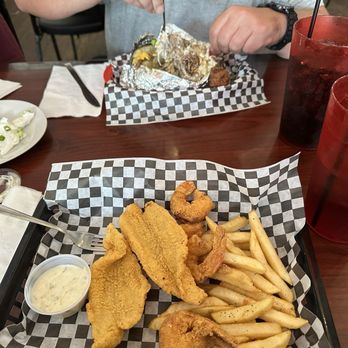 THE MASON JAR BAR & GRILL - Updated October 2025 - 102 Photos & 69 ...