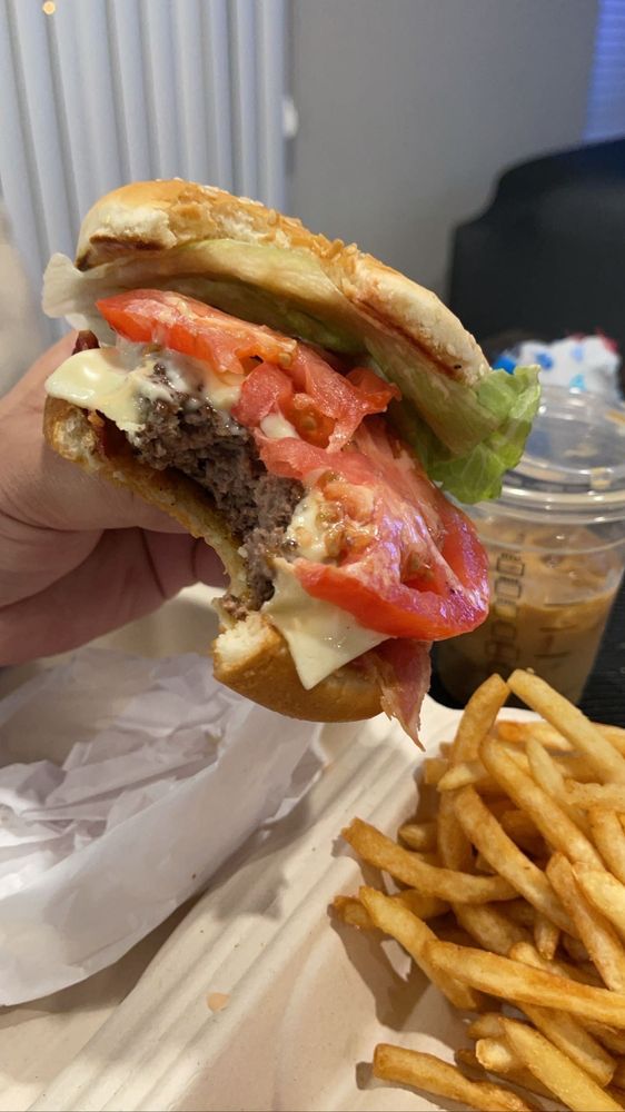 JESSICA’S UNIQUE BITE BURGERS - Updated December 2024 - 54 Reviews ...