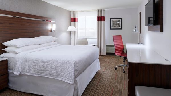 FOUR POINTS BY SHERATON DETROIT NOVI - Updated October 2025 - 69 Photos ...