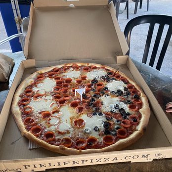PIE LIFE PIZZA - Updated October 2025 - 446 Photos & 511 Reviews - 691 ...