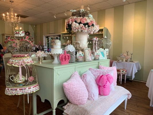 THE ROYALTEA GARDEN - Updated July 2025 - 570 Photos & 237 Reviews ...