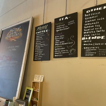 THE FIG TREE COFFEE, ART, & MUSIC LOUNGE - Updated August 2025 - 360 ...