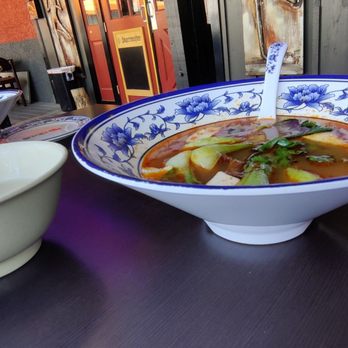 MEET NOODLES - Updated July 2024 - 522 Photos & 394 Reviews - 2121 ...