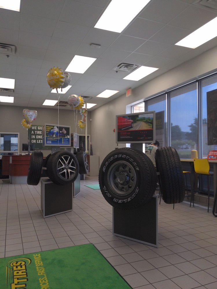 JUST TIRES - Updated July 2025 - 12 Photos & 28 Reviews - 1520 W Hebron ...