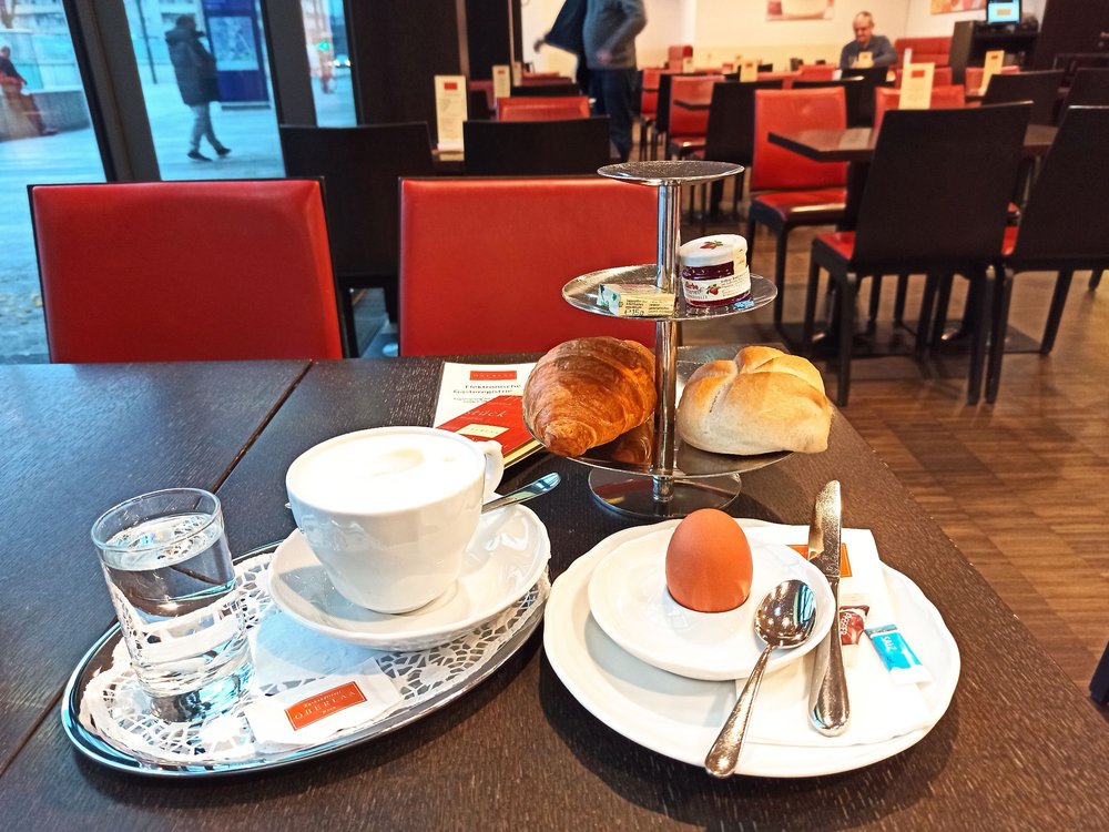 KURKONDITOREI OBERLAA - Updated August 2025 - 27 Photos - BahnhofCity 1 ...