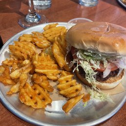 STACK 571 BURGER AND WHISKEY - Updated September 2025 - 185 Photos ...