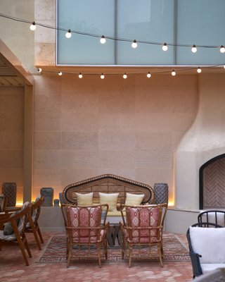 JACY & DAKOTA’S - 69 Photos & 39 Reviews - 333 N Central Ave, Phoenix ...