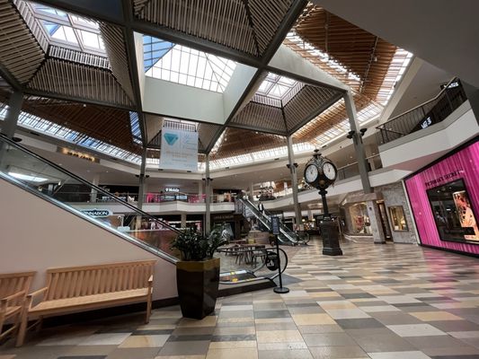 BEACHWOOD PLACE - Updated December 2025 - 71 Photos & 111 Reviews ...