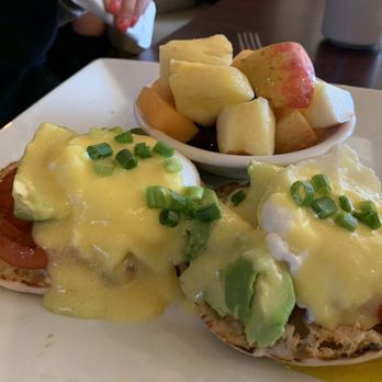 THE HEN & EGG - Updated April 2025 - 75 Photos & 100 Reviews - 204 N ...