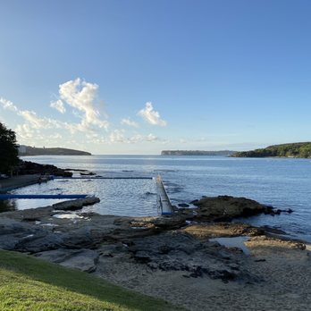 FAIRLIGHT BEACH - Updated May 2024 - 11 Photos - 1 Lauderdale Ave ...