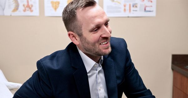 AXIS SPINE CENTER - Updated April 2026 - 20 Photos & 15 Reviews - 7600 ...