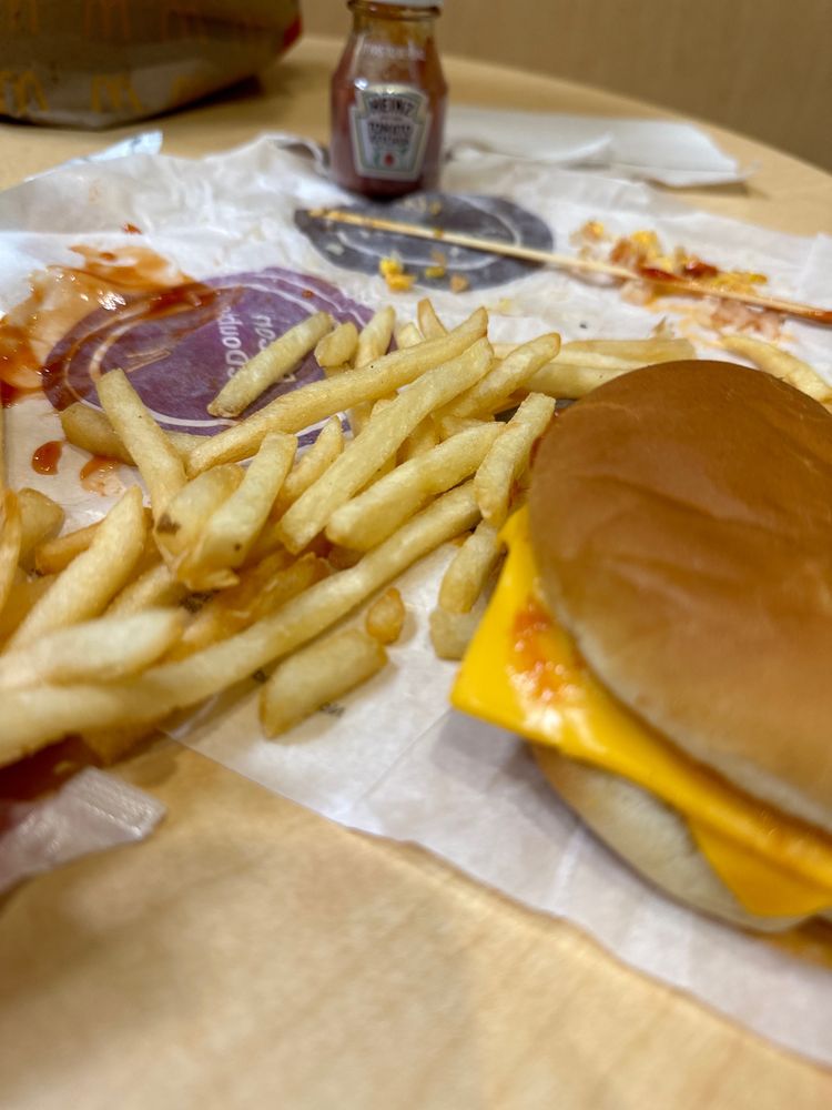 MCDONALD’S - Updated October 2025 - 11 Photos & 52 Reviews - 2077 N ...