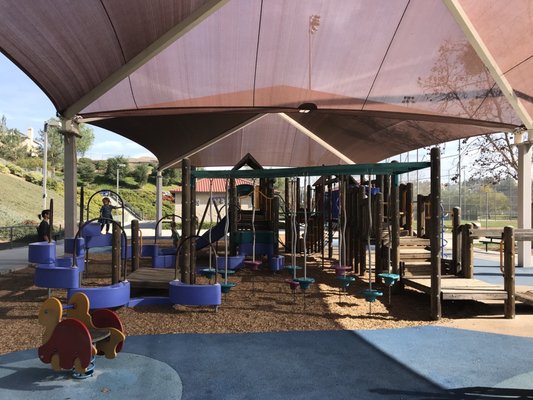FULLERTON SPORTS COMPLEX - 26 Photos & 30 Reviews - Playgrounds - 560 ...