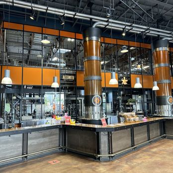 ALESMITH BREWING COMPANY - Updated July 2024 - 1175 Photos & 559 ...