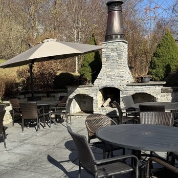 UNCOMMON GRILL - Updated April 2025 - 397 Photos & 346 Reviews - 777 ...