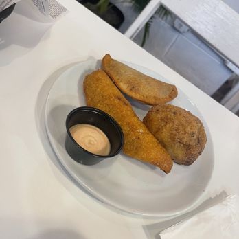 COCOTAZO - Updated January 2025 - 77 Photos & 24 Reviews - 1590 Park ...