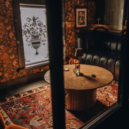 THE GUISINGER - Updated April 2026 - 32 Photos - 1 E Mountain St ...
