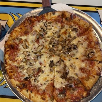 HELEN BACK PIZZA - Updated September 2025 - 31 Photos & 20 Reviews ...