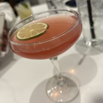 COMMONWEALTH - Updated December 2025 - 116 Photos & 50 Reviews - 11830 ...