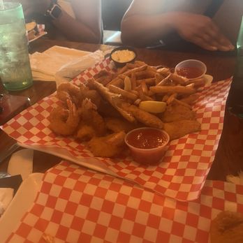 PIER 77 - Updated May 2025 - 180 Photos & 216 Reviews - 3307 TX-35 ...