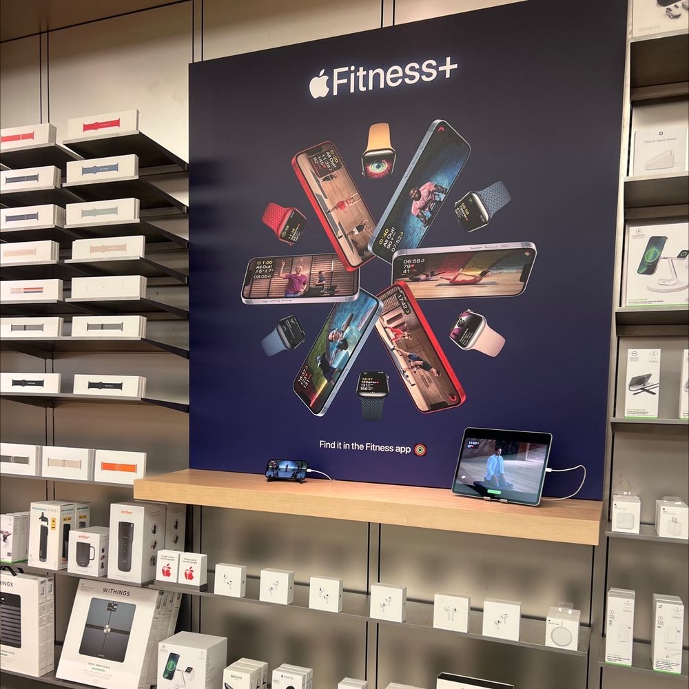 APPLE COOLSPRINGS GALLERIA - Updated April 2025 - 16 Photos & 113 ...