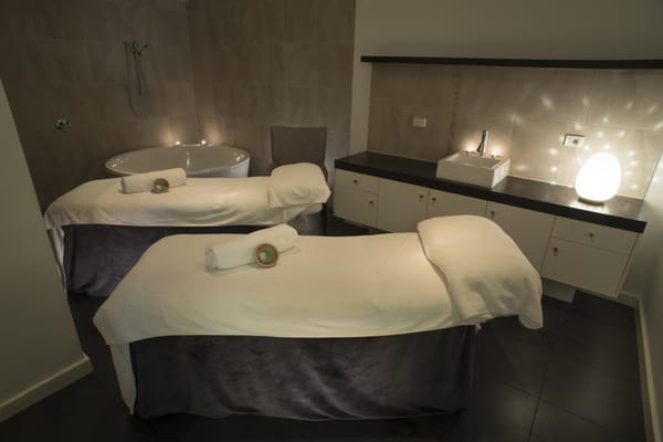 ENDOTA SPA - Updated October 2025 - 69-71 Flinders Lane, Melbourne Victoria, Australia - Day ...