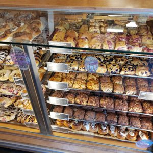 NORMAN SUE BAKERY - 12 Photos - Bakeries - 1220 Ellesmere Road ...