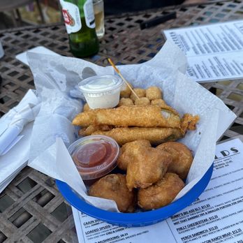 MAYFLY TAVERN - Updated December 2025 - 27 Photos & 34 Reviews - 4532 N ...