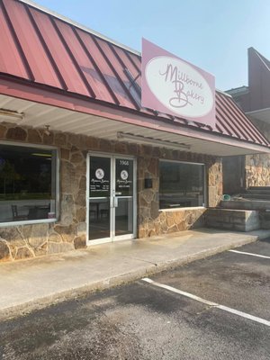 MILLBORNE BAKERY - Updated July 2025 - 1968 Oak Ridge Tpke, Oak Ridge ...