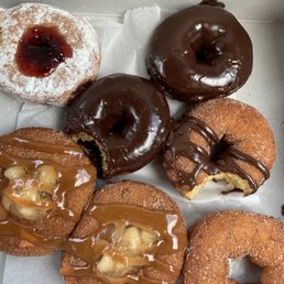 DESERT DONUTS - 374 Photos & 436 Reviews - 3134 W Carefree Hwy, Phoenix ...