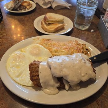 HUCKLEBERRY’S: BREAKFAST & LUNCH - Updated August 2025 - 303 Photos ...