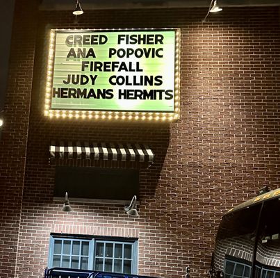 MAIN STREET CROSSING - 50 Photos & 66 Reviews - 111 W Main St, Tomball ...