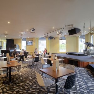 ROSE HOTEL - Updated November 2024 - 22 Photos & 16 Reviews - 406 ...