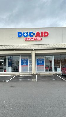 DOC-AID URGENT CARE - Updated October 2025 - 10 Photos - 2316 S Zapata ...