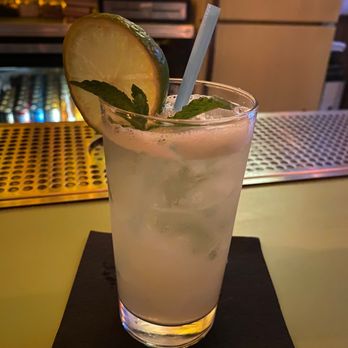 BEEZ KNEEZ - Updated December 2024 - 44 Photos & 37 Reviews - 610 ...