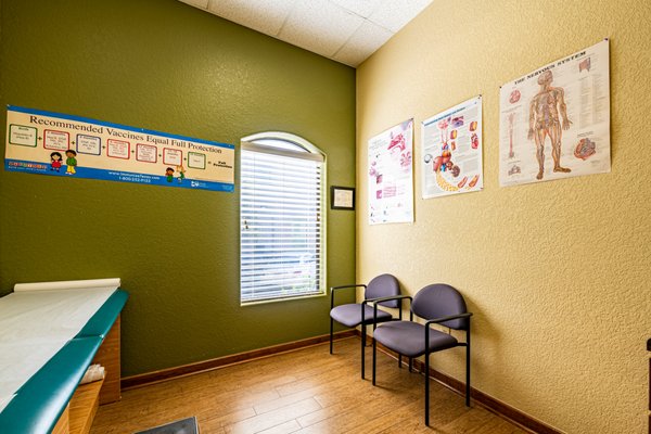 STONE OAK URGENT CARE & FAMILY PRACTICE - Updated December 2025 - 10 ...