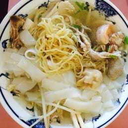 LUU NEW TUNG KEE NOODLE - 545 Photos & 463 Reviews - 481 E Calaveras ...