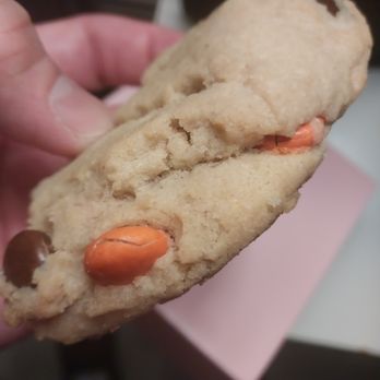 CRUMBL - DIMOND - Updated December 2025 - 51 Photos & 45 Reviews - 8840 ...