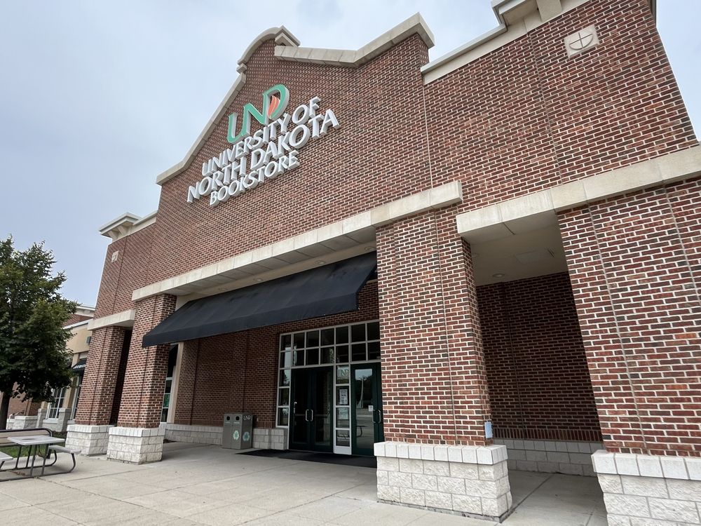 UNIVERSITY OF NORTH DAKOTA BOOKSTORE - Updated December 2025 - 21 ...