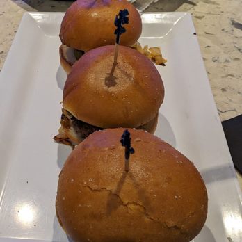 423 MAIN BAR GRILL & ROOFTOP - Updated March 2025 - 57 Photos & 49 ...