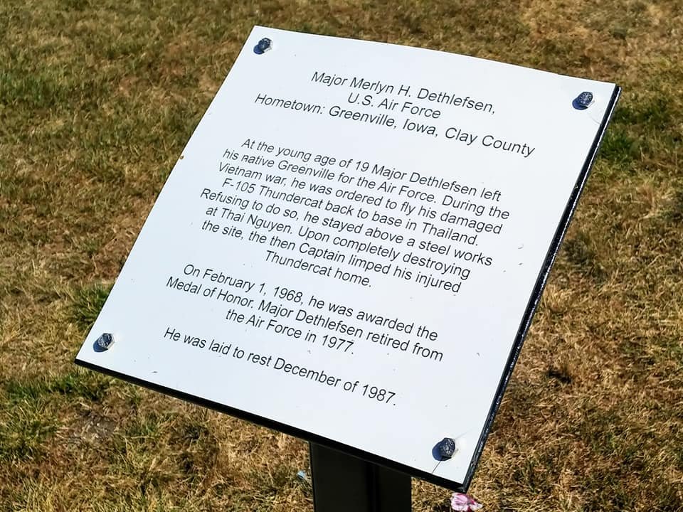 EVERLY FREEDOM ROCK - Updated July 2025 - 502 S Ocheyedan St, Everly ...