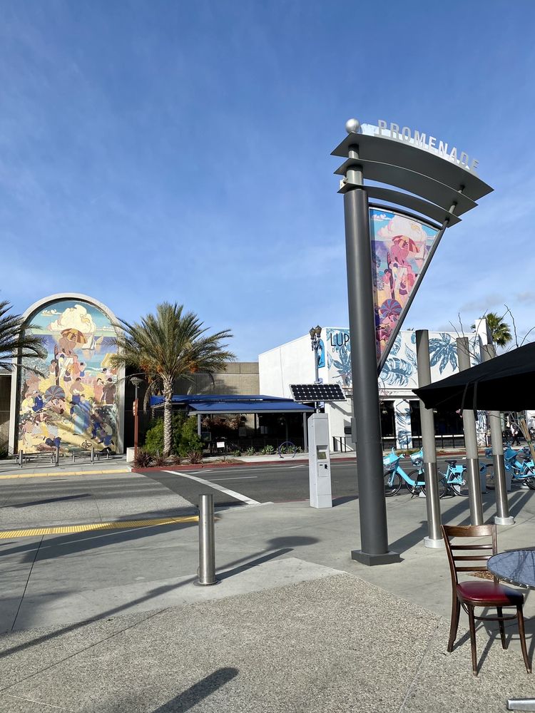 THE PROMENADE, LONG BEACH - Updated February 2025 - 96 Photos & 18 ...