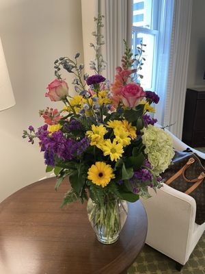 FLOWERS BY LOUIS HODY - Updated December 2025 - 20 Photos & 28 Reviews ...