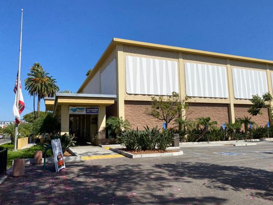 ANAHEIM CENTRAL LIBRARY - Updated December 2025 - 60 Photos & 68 ...