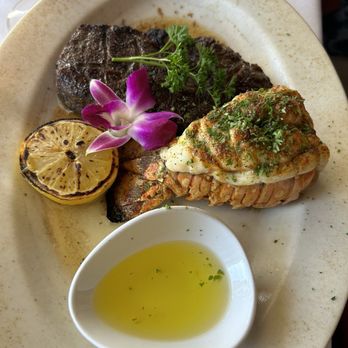 THE SIGNATURE PRIME STEAK & SEAFOOD - Updated July 2024 - 6360 Photos ...