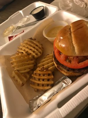 HOOTIE’S BURGER BAR - Updated July 2025 - 10620 Metcalf Ln, Overland ...